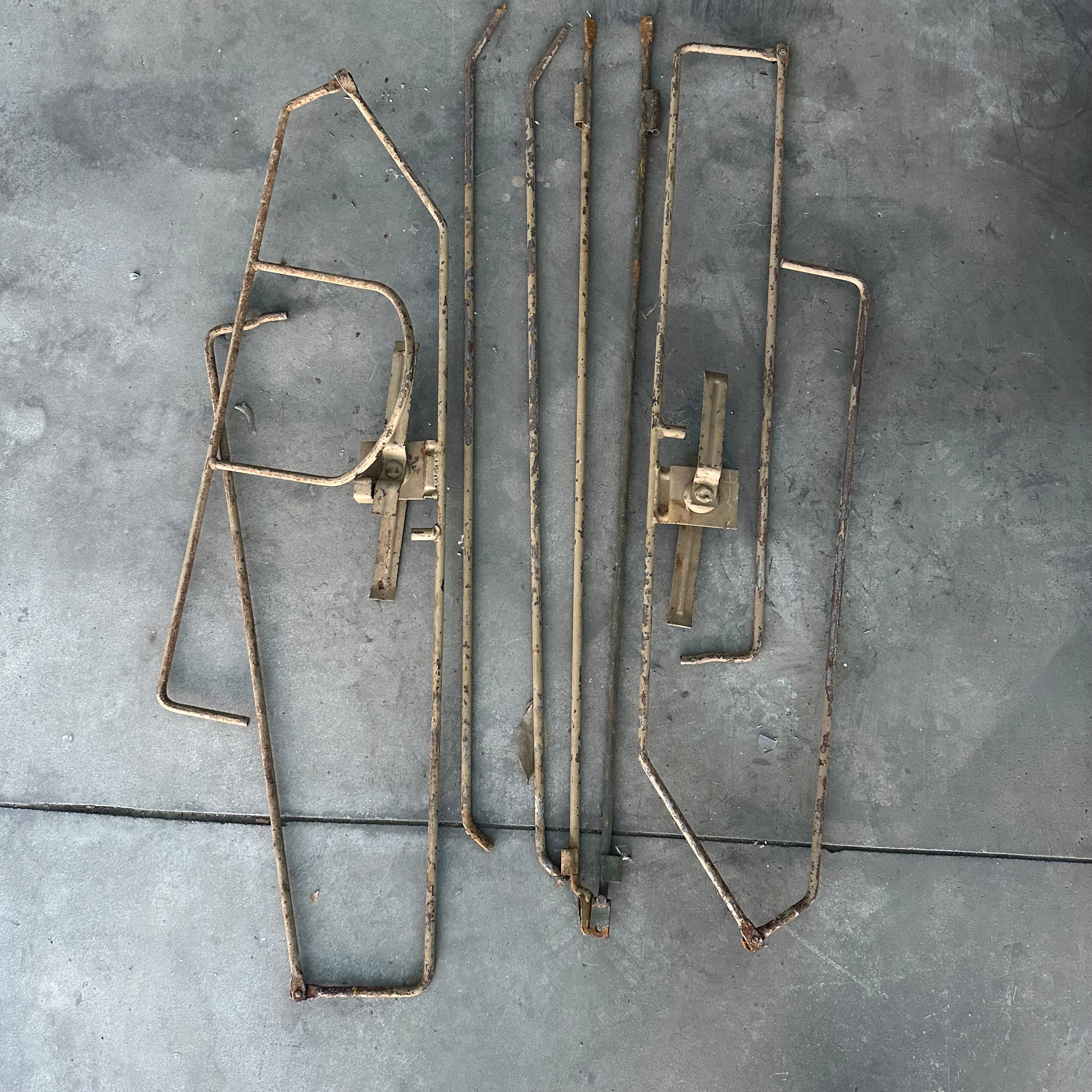 NOS M151 Series Door Frames set – M151 Parts